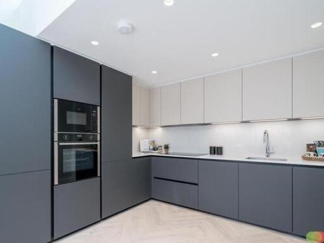 Aylmer Road, The Aylmer Collection, East Finchley, 3 Bedroom House