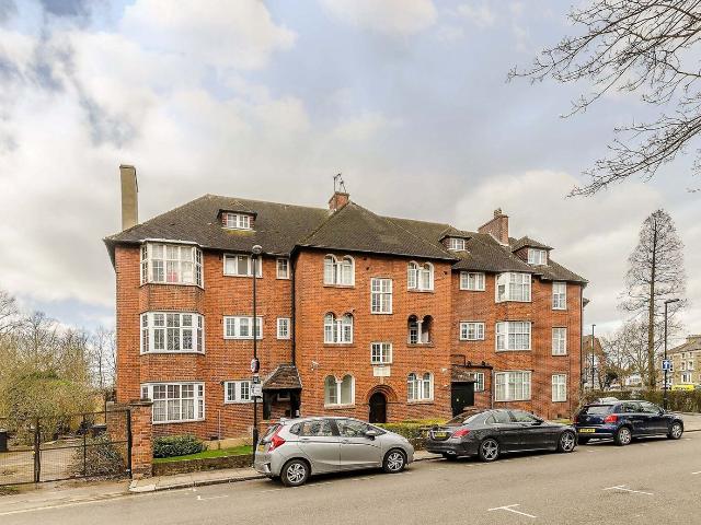 Aylmer Road, Highgate, London N2, 2 bed flat to rent, £2,250 pcm | PrimeLocation