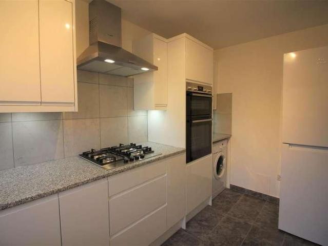 Aylsham Drive, Ickenham, UB10