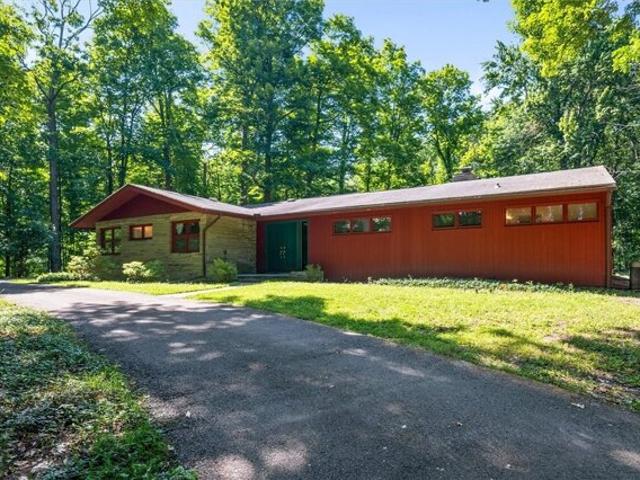Ayrault Rd, Fairport, Home For Sale