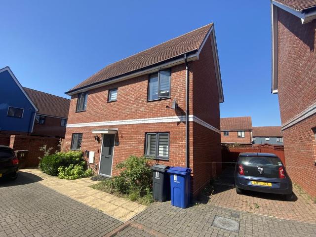 Ayron Road, South Ockendon, RM15 3 bed house to rent £1,950 pcm £450 pw