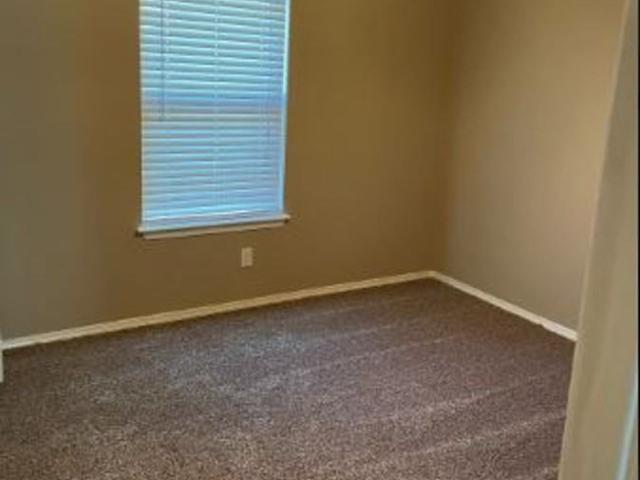 Azalea Court 2 Bedroom Apartment for Rent at 8300 S Broadway Ave, Tyler, TX 75703