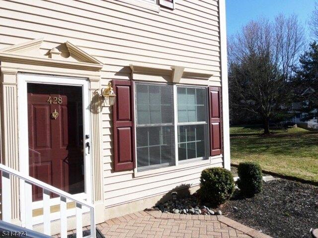 Azalea Ter, Branchburg Township, Condo For Sale