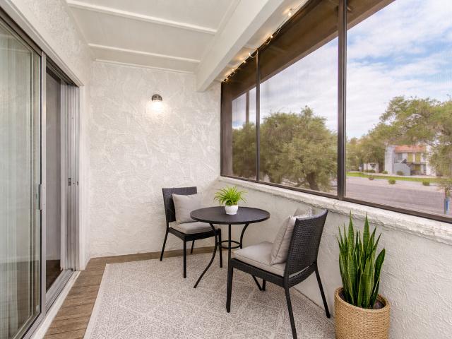 Azara Tempe 2 Bedroom Apartment for Rent at 1850 E Hayden Ln, Tempe, AZ 85281