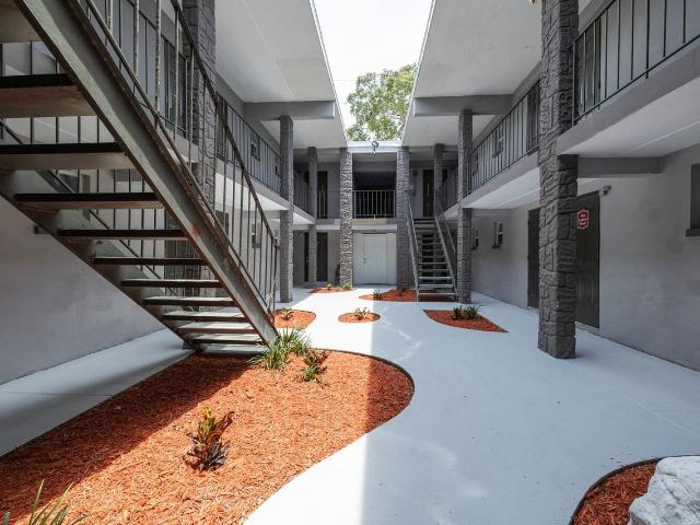 Azure East 1 Bedroom Apartment for Rent at 1426 Marathon Key Dr, Tampa, FL 33612