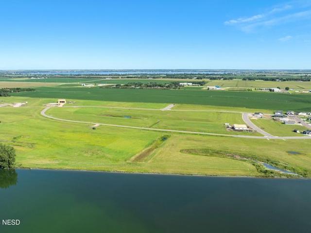 B3 18th Ave SW L16, Watertown, SD 57201
