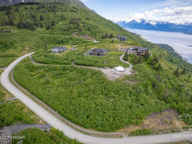 B3 Southpointe Ridge Dr L1, Anchorage, AK 99516