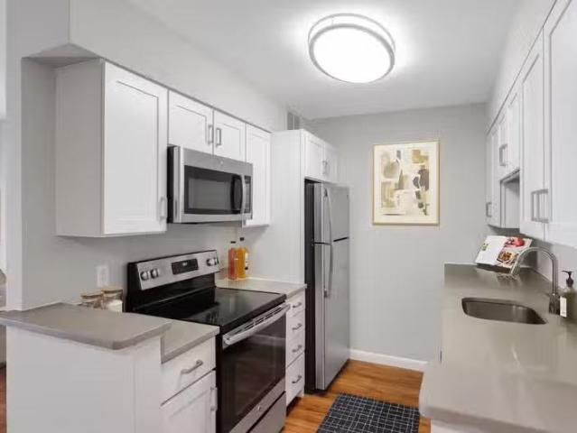 B5 Bay Ridge at Nashua Apartments