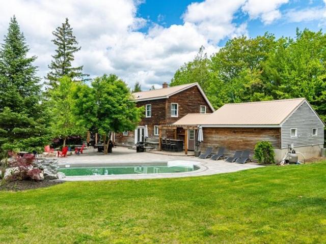 b Main St, Oxford, Home For Sale