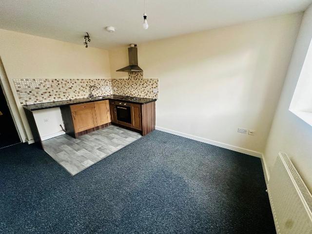 B Oxford Street, Ripley DE5, Studio to rent, £595 pcm | PrimeLocation