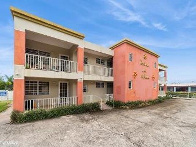 B Apt Portales De Nabori Condo