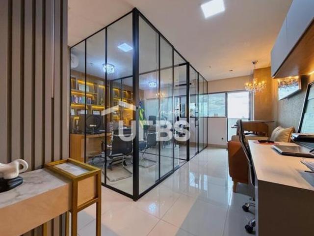 B B Business Sala Comercial