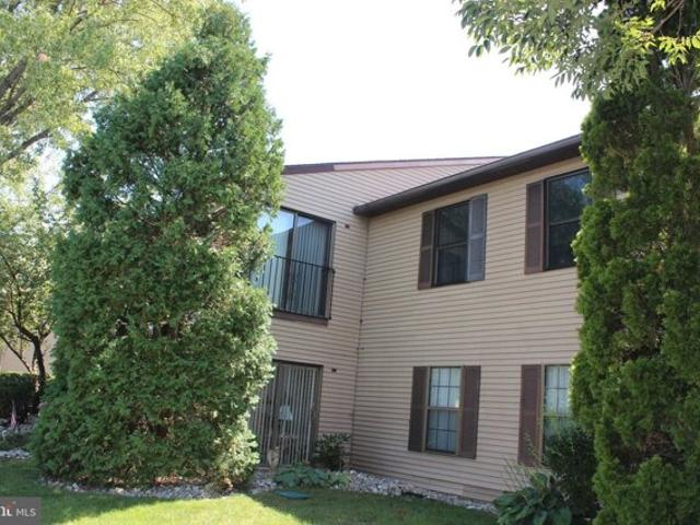 b Birchfield Ct, Mount Laurel, Condo For Sale