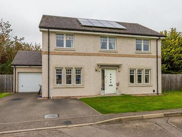 B Caplich Hill, Alness, 4 Bedroom Detached