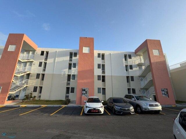 B Chalets De Las Palmas Unit B, Humacao, Flat For Sale