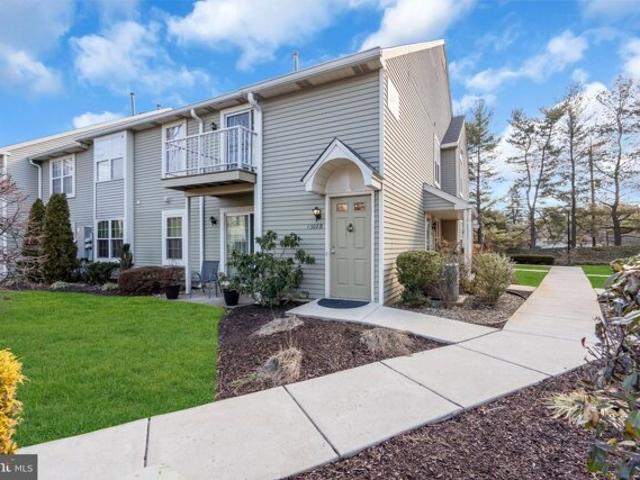 B Ralston Dr, Mount Laurel, Condo For Sale