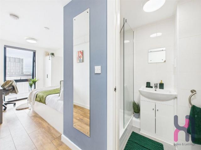 B The Platform, 16 Hotham Street, Liverpool L3, 4 bed shared accommodation to rent, £581 pcm | PrimeLocation