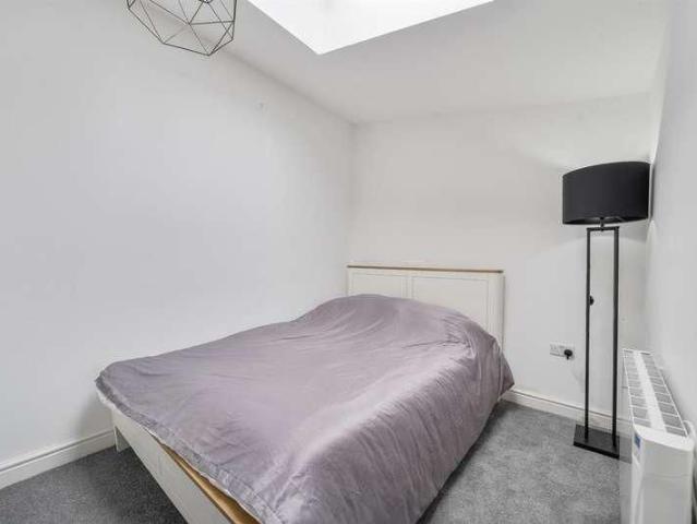 B Timbrell Street, Trowbridge, BA14