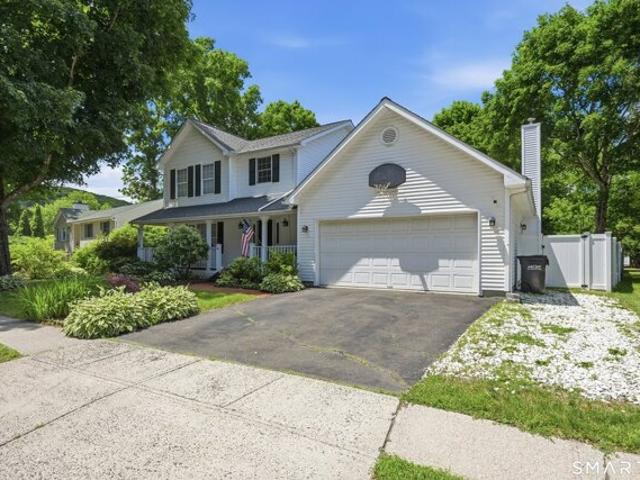 b Topstone Dr, Bethel, Home For Sale
