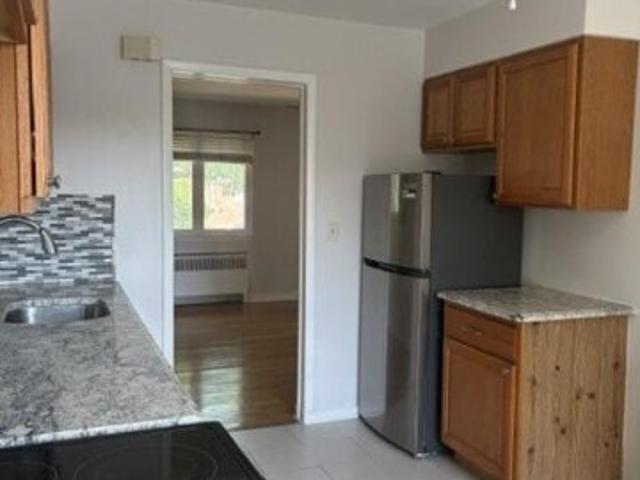 B Troy Dr Unit B, Springfield, Condo For Sale