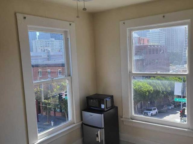 BCSF Broadway Complex SF Studio Apartment for Rent at 403 Broadway #6, San Francisco, CA 94133 Financial District