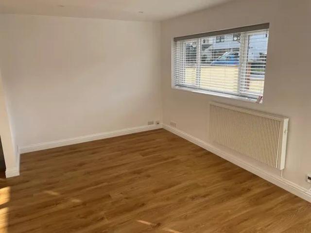 BA5, Bekynton Avenue, BA5 3NG, Wells