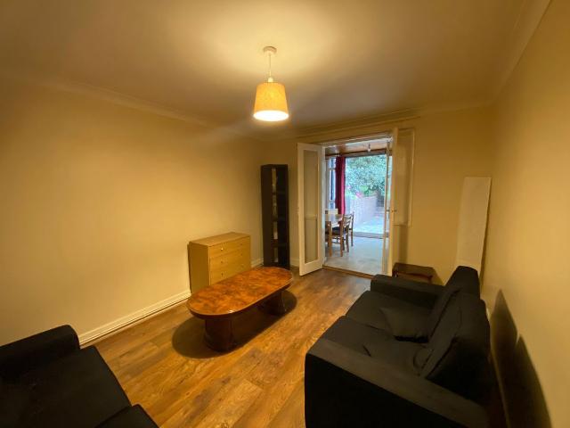 Bamborough Gardens, London W12, 1 bed flat to rent, £1,750 pcm | PrimeLocation