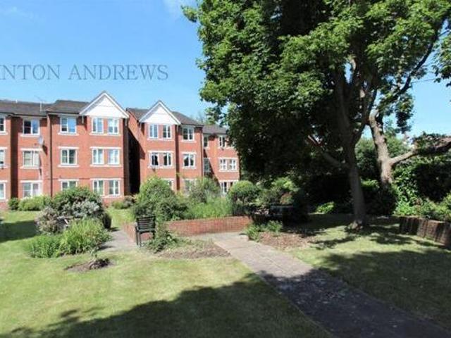 Bampton Court, Blakesley Avenue, 1 Bedroom Apartment