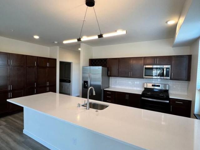 Bantr Stevens Point Studio Apartment for Rent at 209 Division St, Stevens Point, WI 54481