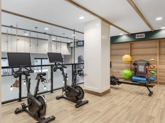 Banyan Flats Apartments 1 Bedroom Apartment for Rent at 2022 N Beckley Ave, Dallas, TX 75208