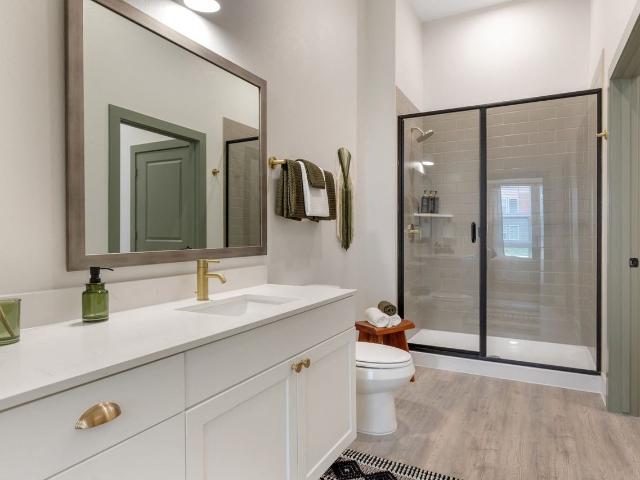 Banyan Flats Apartments 1 Bedroom Apartment for Rent at 2022 N Beckley Ave, Dallas, TX 75208