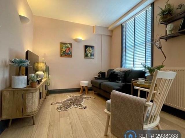 Banyard Road, London, SE16 1 bed flat to rent £2,000 pcm £462 pw