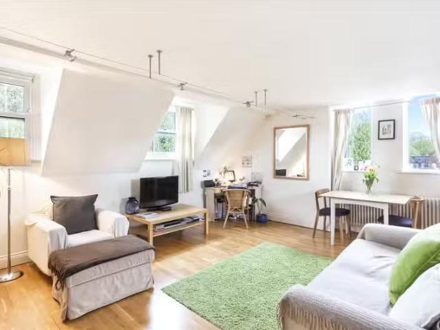 Banyard Road, London, SE16 2DQ