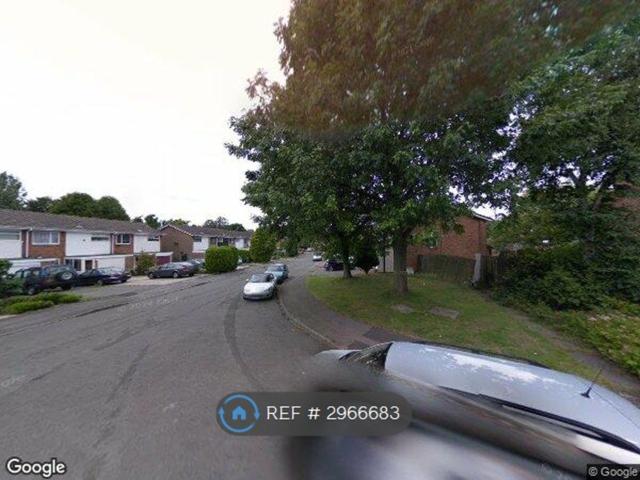 Banbrook Close, Solihull B92, 2 bed maisonette to rent, £950 pcm | PrimeLocation