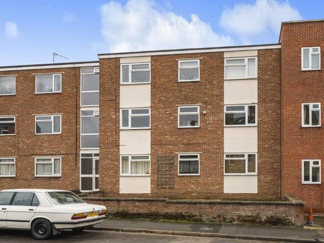 Banbury, Oxfordshire OX16, 1 bed flat to rent, £950 pcm | PrimeLocation