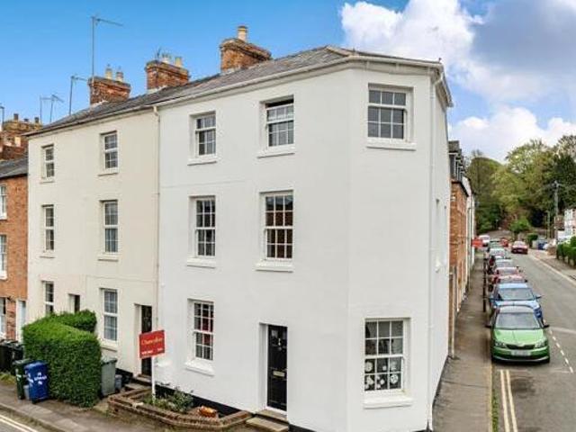 Banbury, Oxfordshire, 3 Bedroom Terraced