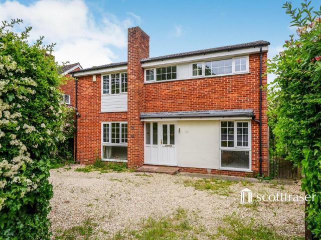 Banbury Road, OX2 4 bed semi detached house to rent £2,900 pcm £669 pw