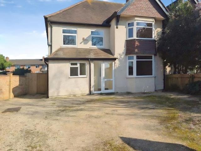 BANBURY ROAD, OXFORD, OX2 4 bed semi detached house to rent £4,500 pcm £1,038 pw