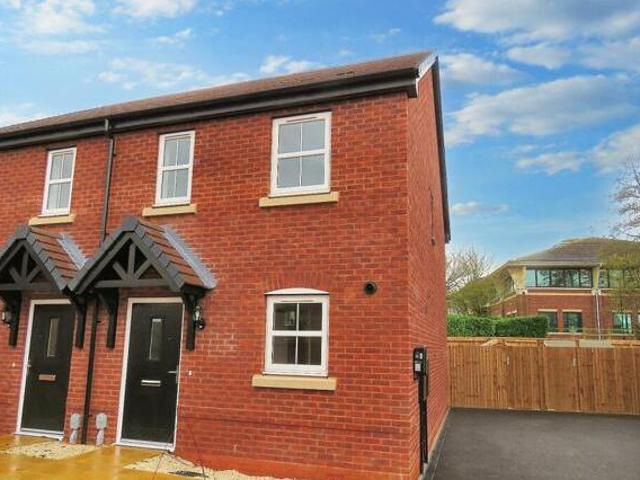 Banbury Road, Sonnet Park, Stratford upon avon, 2 Bedroom Semi detached