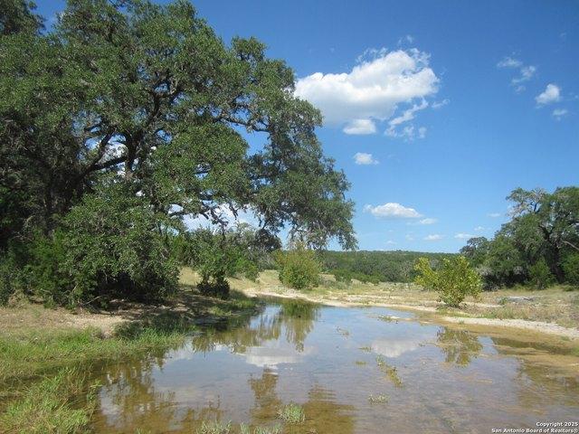 Bandera, TX 78003