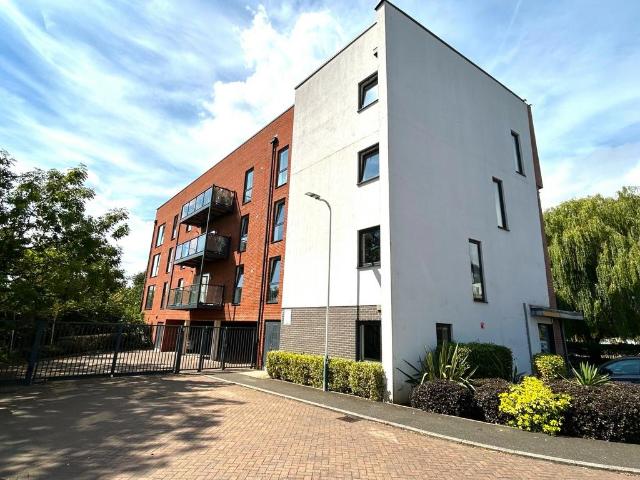 Baneberry Lodge 1 bed apartment to rent £1,600 pcm £369 pw