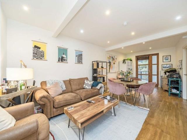 Banister Road, W10, London