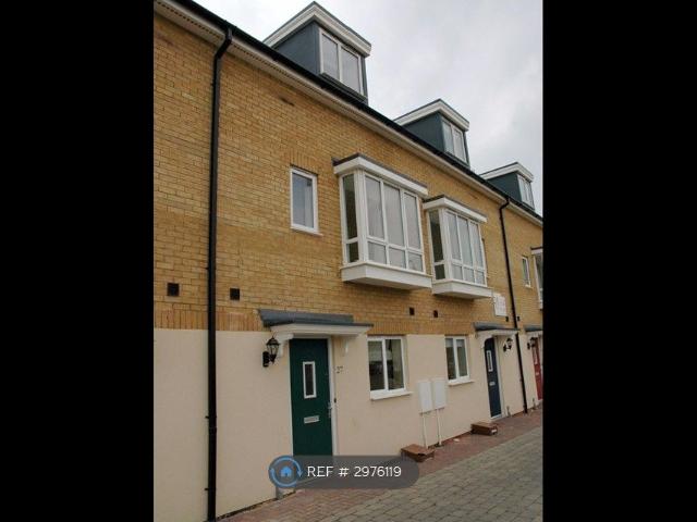 Bank Avenue, Peterborough PE7, 3 bed terraced house to rent, £1,350 pcm | PrimeLocation