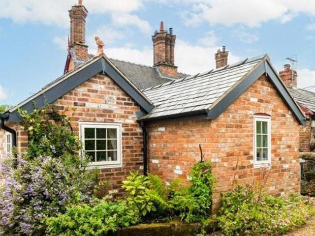 Bank Cottage, Stone House Lane, 2 Bedroom Semi detached