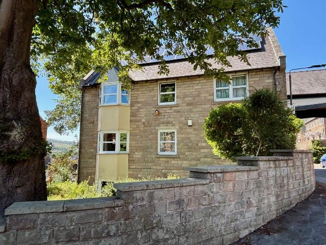 Bank Gardens, Bank Road, Matlock DE4, 1 bed flat to rent, £700 pcm | PrimeLocation