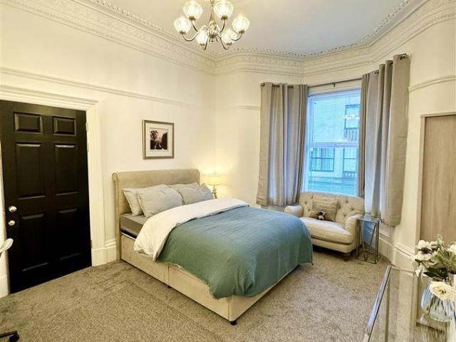 Bank Parade, Burnley BB11, Room to rent, £650 pcm | PrimeLocation