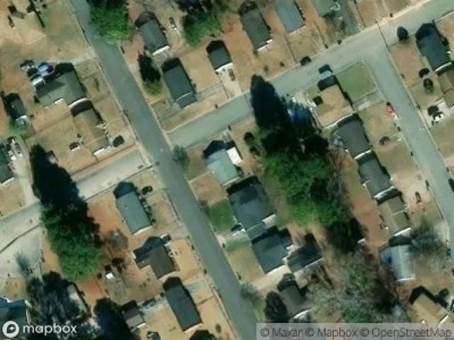 Bank St