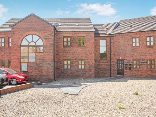 Bank Street, Coseley WV14, 2 bed flat to rent, £950 pcm | PrimeLocation