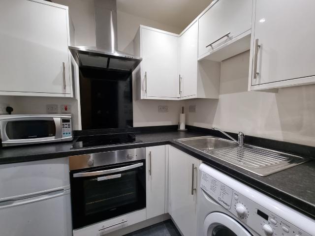Bank Street, Ferryhill, Aberdeen AB11, 1 bed flat to rent, £525 pcm | PrimeLocation