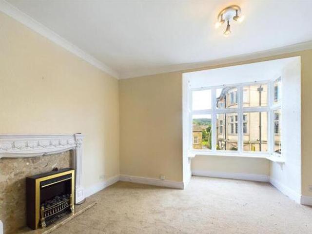 Bank View, Main Road, 3 Bedroom Apartment